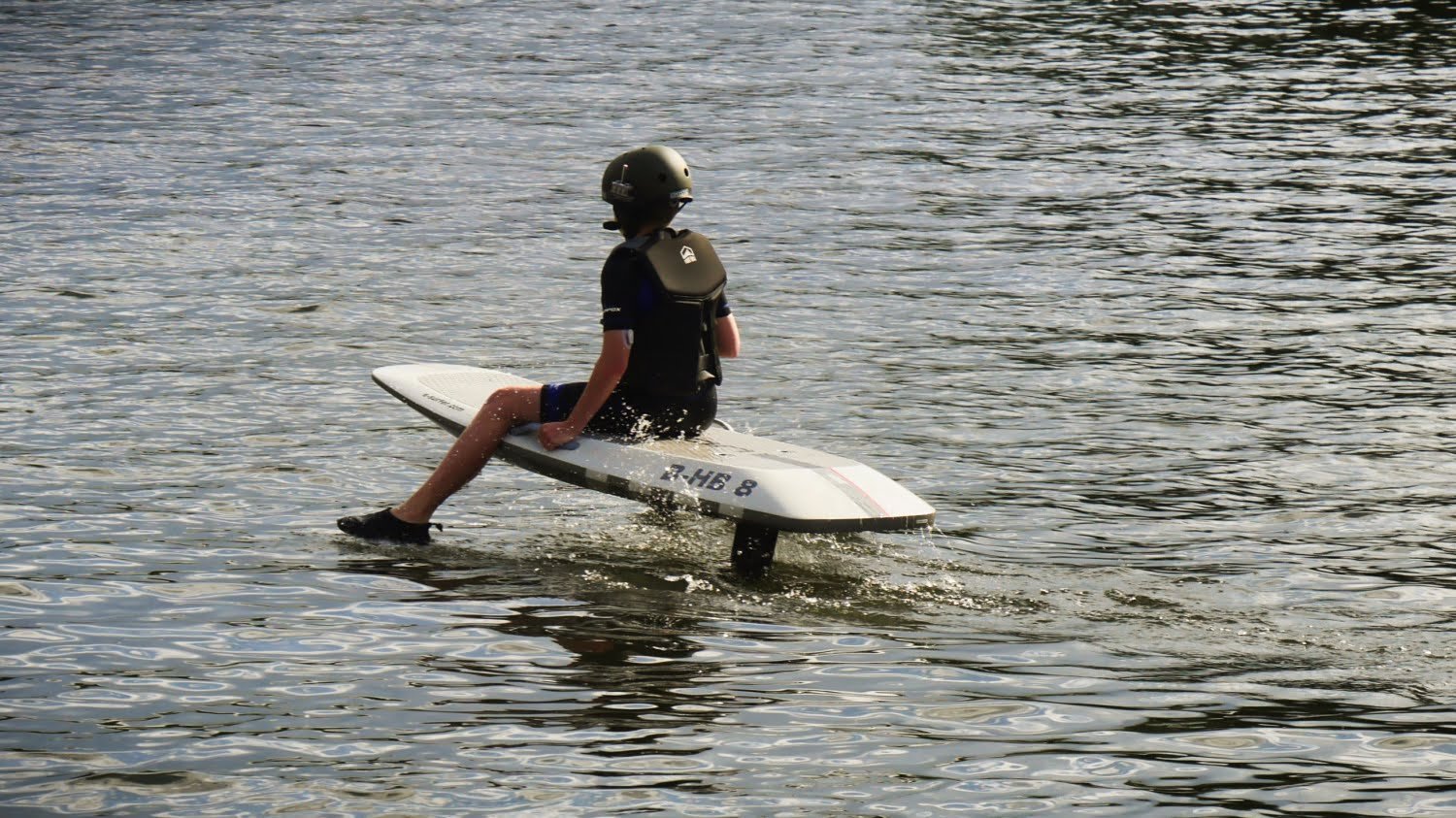 The 15 best eFoil tricks - E-Surfer Blog & Shop
