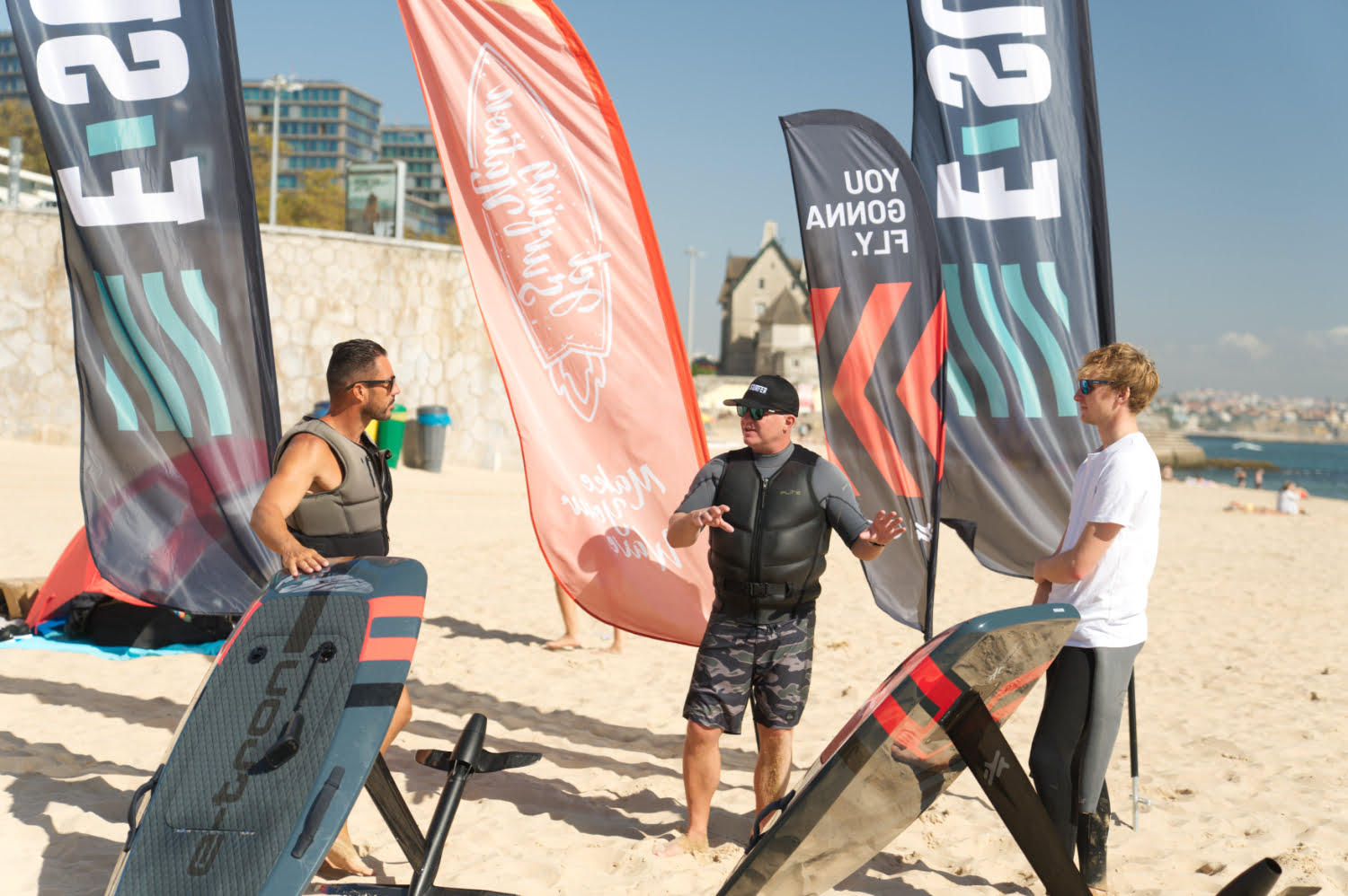 eFoil in waves - Jet vs. folding prop vs. True Glide